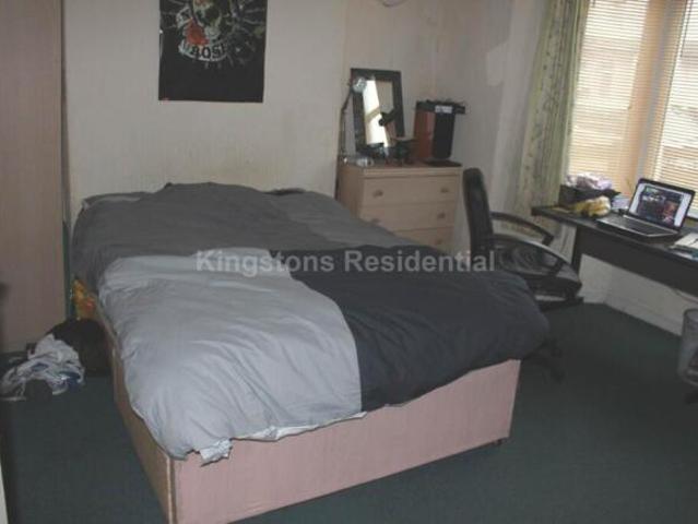 5 bedroom terraced house for rent in Harriet Street, Cathays, CF24 4BU, CF24