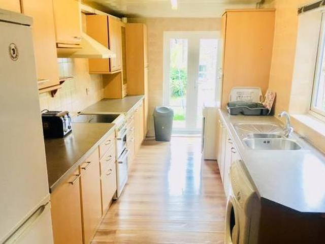 5 bedroom terraced house for rent in Hitchin RoadLutonLU2