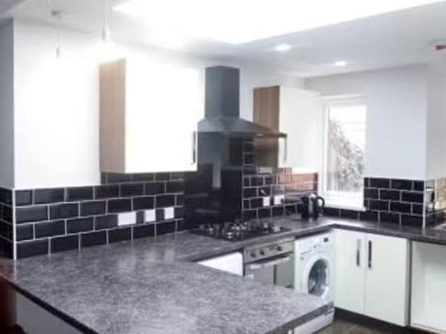 5 bedroom terraced house for rent in Hubert Road, Selly Oak, B.