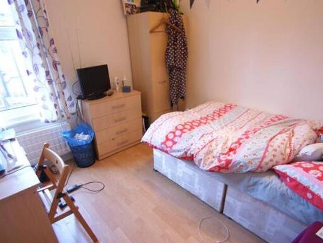 5 Bedroom Terraced House For Rent In Hyde Park