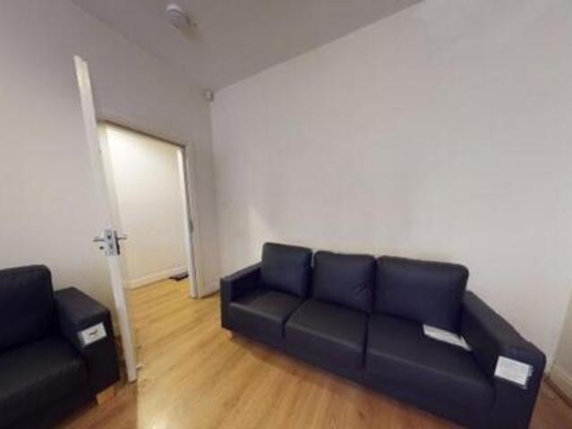 5 Bedroom Terraced House For Rent In Hyde Park