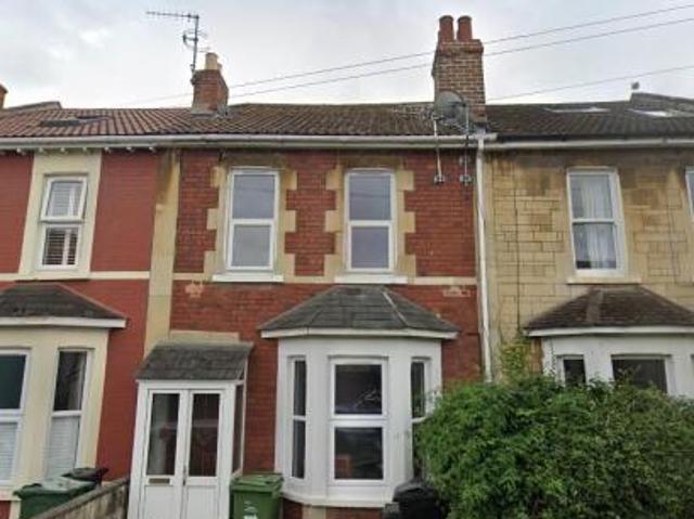 5 bedroom terraced house for rent in Locksbrook Road, BATH, BA1