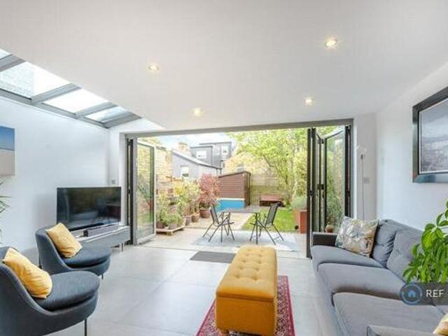 5 Bedroom Terraced House For Rent In London