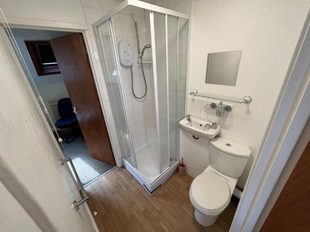 5 bedroom terraced house for rent in Langdale Terrace, Leeds, West Yorkshire, LS6