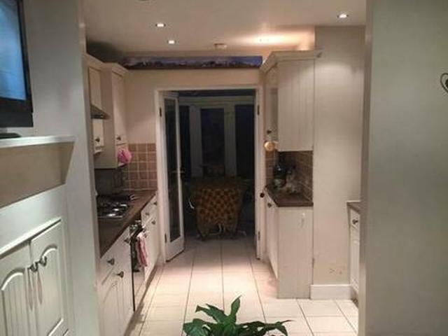 5 bedroom terraced house for rent in Landseer Road Hove BN3