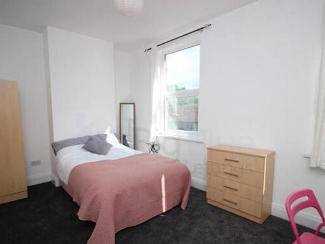 5 Bedroom Terraced House For Rent In Leeds, West Yorkshire