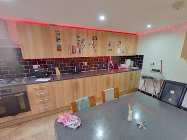 5 Bedroom Terraced House For Rent In Leeds, West Yorkshire