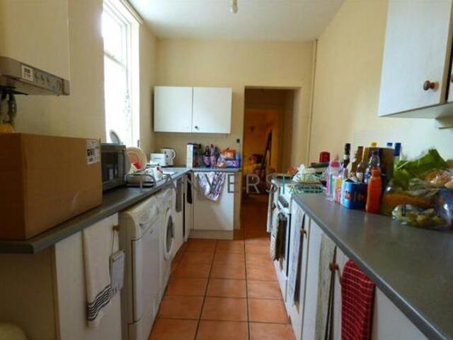 5 Bedroom Terraced House For Rent In Leicester