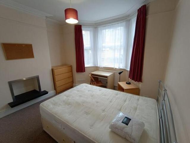 5 bedroom terraced house for rent in Livingstone Terrace, Bath, Somerset, BA2