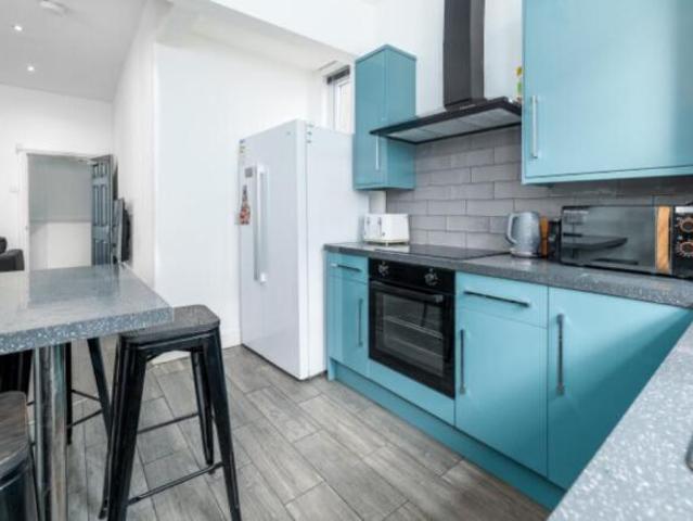 5 bedroom terraced house for rent in Lidderdale Road, Wavertree, Liverpool, L15