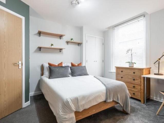 5 bedroom terraced house for rent in Malcolm Street, Newcastle, NE6
