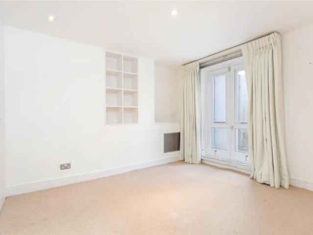 5 bedroom terraced house for rent in Markham Square, Chelsea, SW3