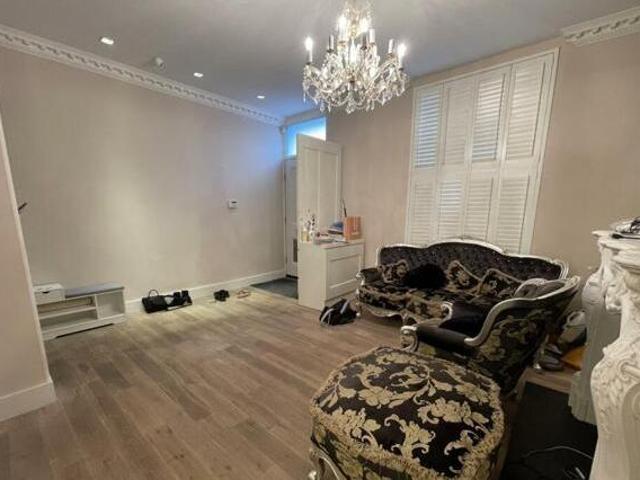 5 Bedroom Terraced House For Rent In Notting Hill, London