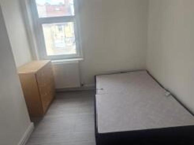 5 bedroom terraced house for rent in North Road, Cathays, Cardiff, CF10