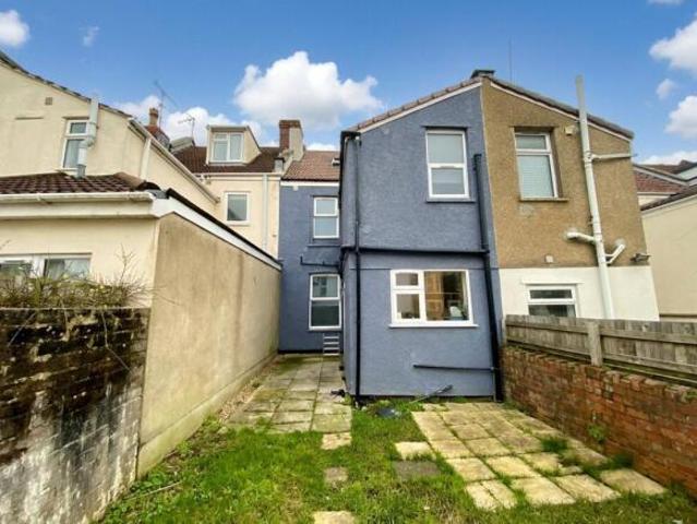 5 bedroom terraced house for rent in Soundwell, Road, BS16 4QR, BS16