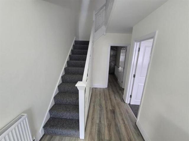 5 bedroom terraced house for rent in Southmead Road, Westbury On Trym, Bristol, BS10