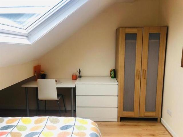 5 bedroom terraced house for rent in Stalker Lees Road, Sheffield, S11