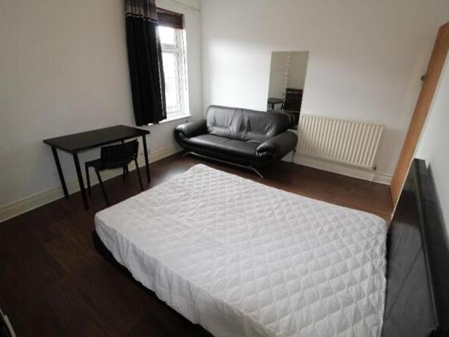 5 bedroom terraced house for rent in Stepping Lane, Derby, DE1