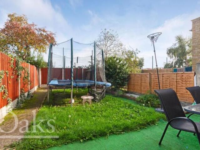 5 bedroom terraced house for rent in Stockport Road, Streatham Vale, SW16