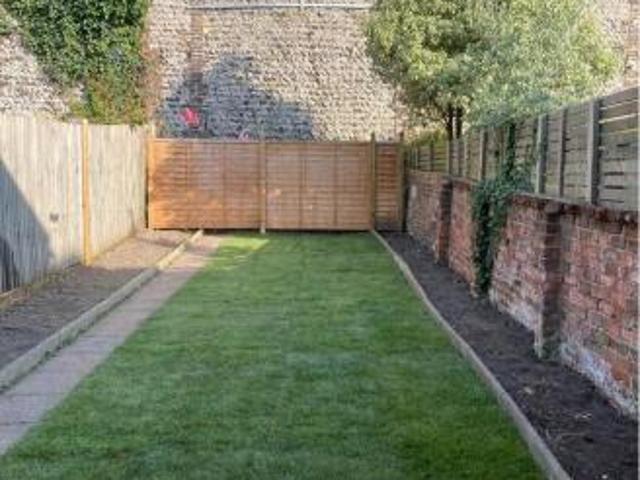 5 bedroom terraced house for rent in Sussex Terrace, Brighton, BN2