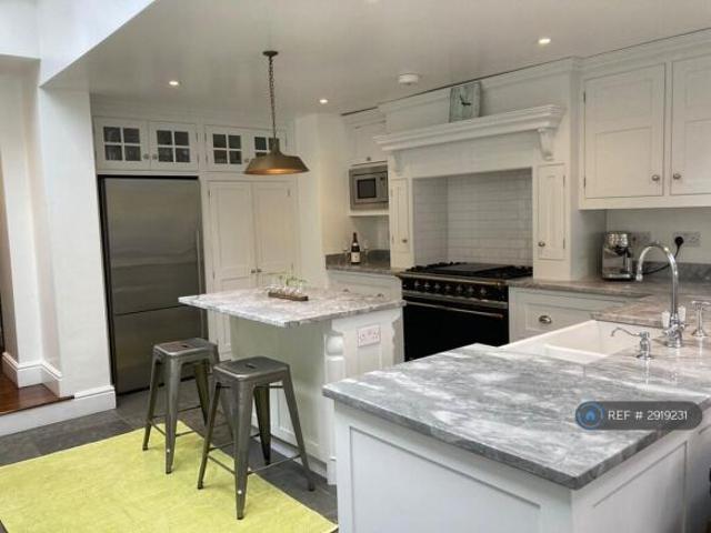 5 bedroom terraced house for rent in Parsonage Street, Cambridge, CB5