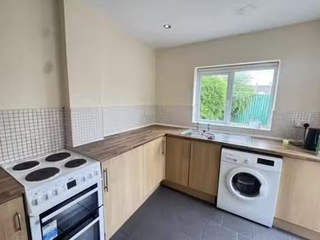 5 bedroom terraced house for rent in Pearl Street Cardiff, CF24