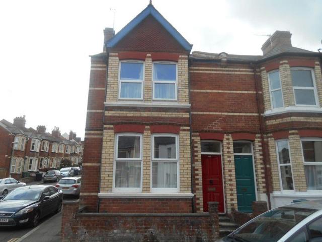 5 bedroom terraced house for rent in Priory Road, Exeter, EX4