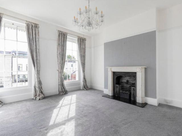 5 bedroom terraced house for rent in Rodney Road, Cheltenham GL50 1HX, GL50