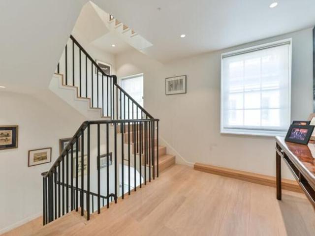 5 bedroom terraced house for rent in Roland Way, South Kensington, London, SW7