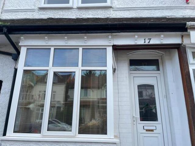 5 bedroom terraced house for rent in Rookery Road, Selly Oak, Birmingham, B29