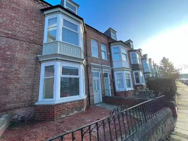 5 bedroom terraced house for rent in Woodland Terrace, Darling.