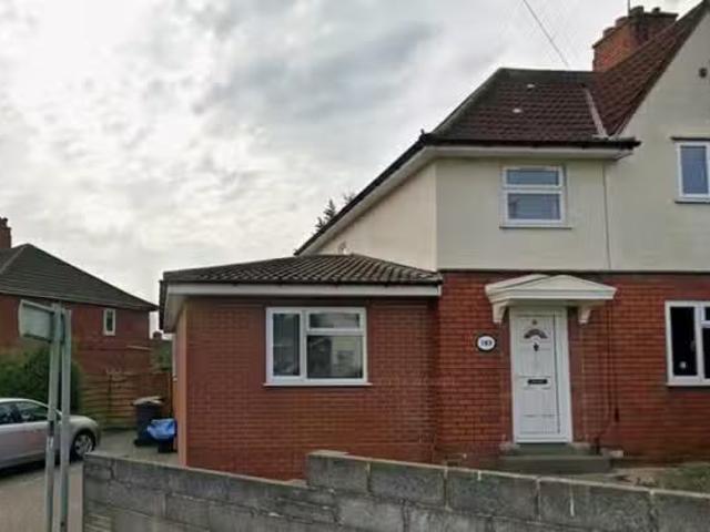 5 bedroom terraced house for rent in Wordsworth Road, Bristol.