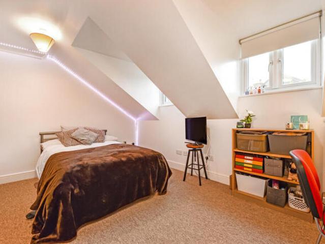 5 bedroom terraced house for rent in Wykeham Terrace, Winchester, SO23