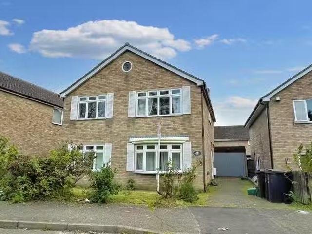 5 bedroom terraced house for rent in Tangerine Close, Colchest.