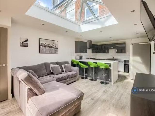 5 bedroom terraced house for rent in Terry Road, Coventry, CV1
