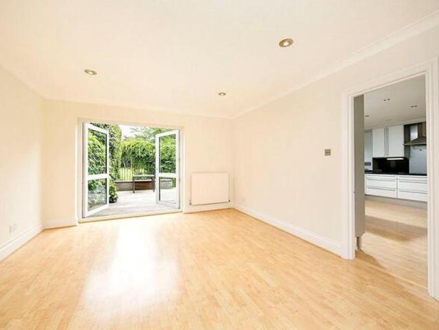 5 bedroom terraced house for rent in The Orangery, Richmond, Surrey, TW10