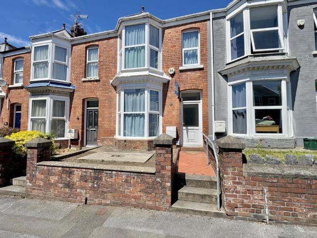 5 bedroom terraced house for sale