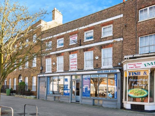 5 bedroom terraced house for sale