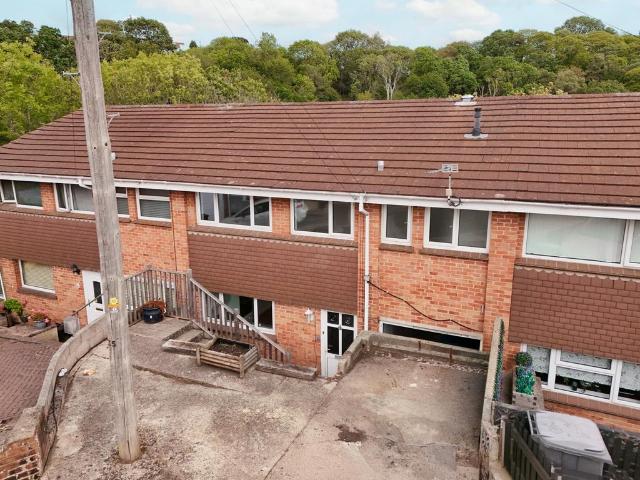 5 bedroom terraced house for sale