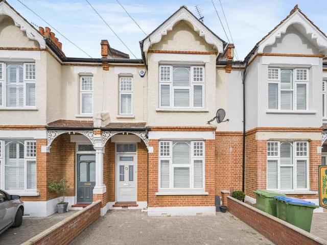5 bedroom terraced house for sale