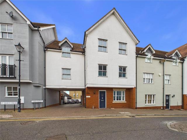 5 bedroom terraced house for sale