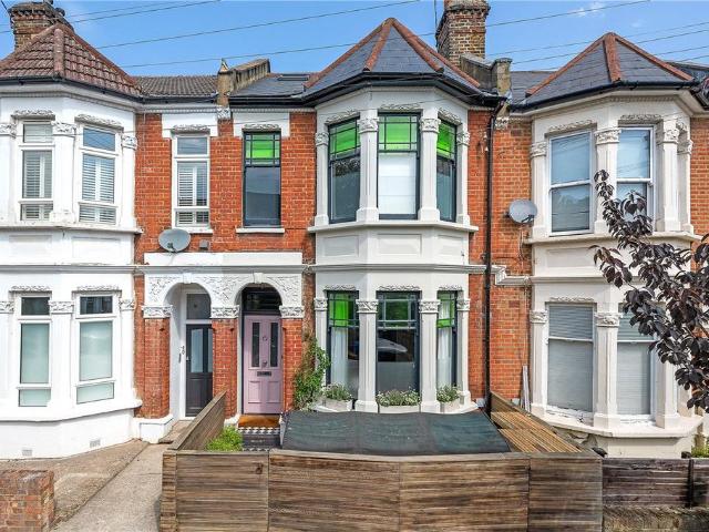 5 bedroom terraced house for sale