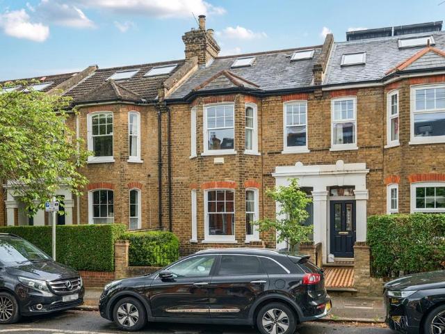5 bedroom terraced house for sale