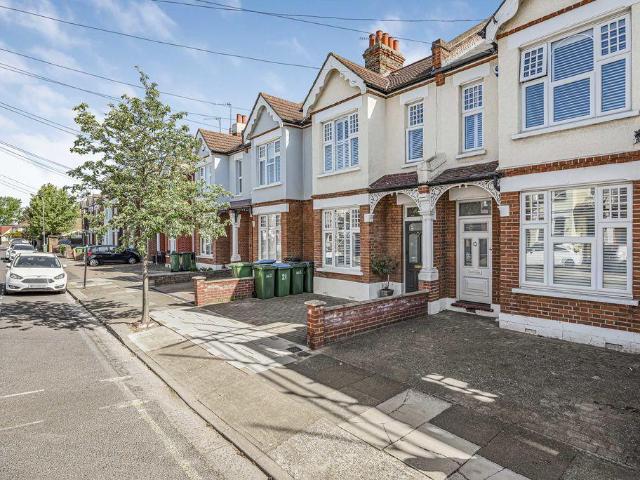 5 bedroom terraced house for sale