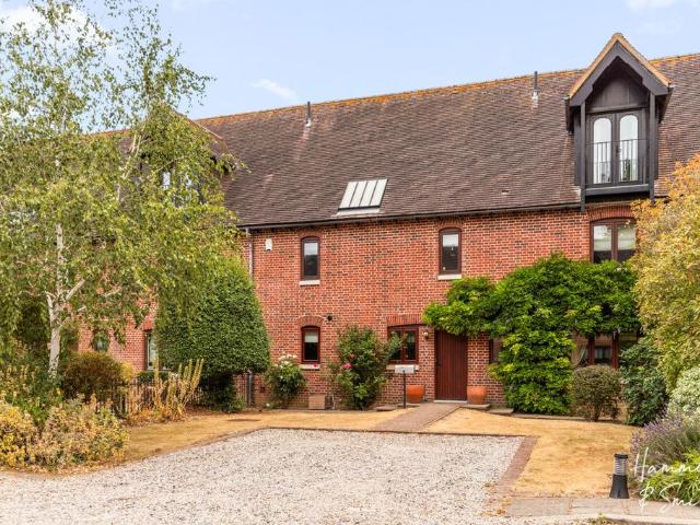 5 bedroom terraced house for sale