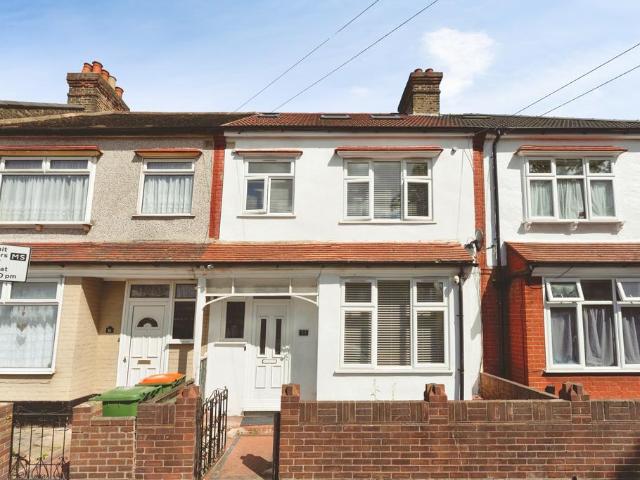 5 bedroom terraced house for sale