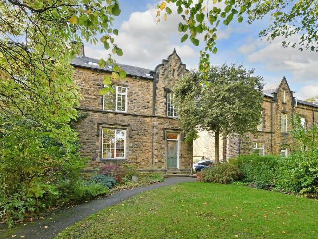 5 bedroom terraced house for sale