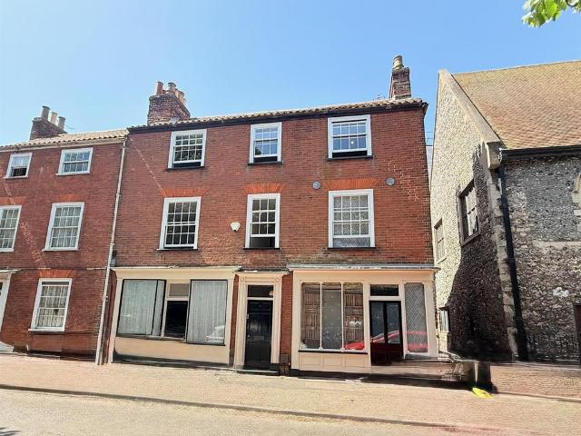 5 bedroom terraced house for sale