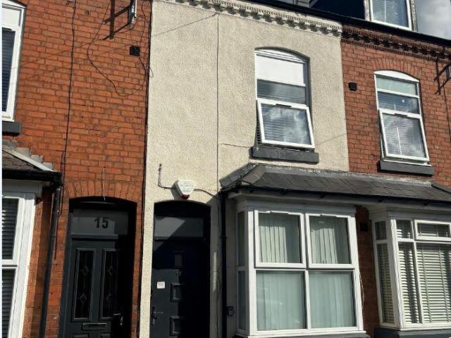5 bedroom terraced house for sale