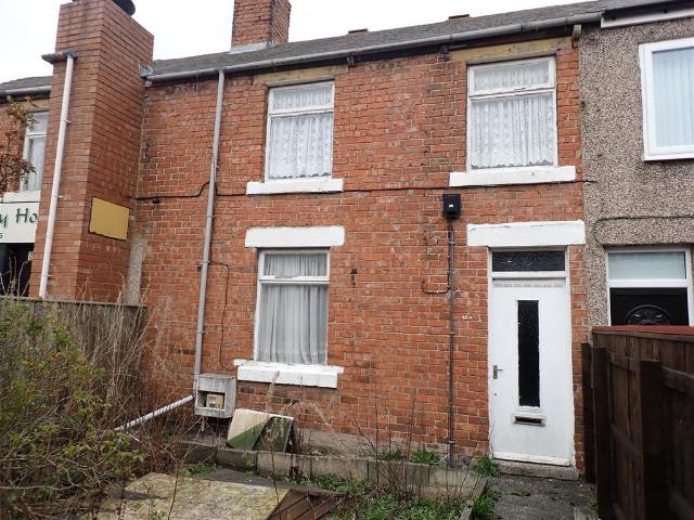 5 bedroom terraced house for sale